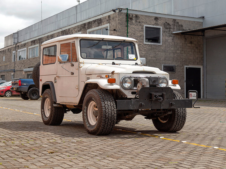 Restored 40 Series Land Cruisers - The FJ Company