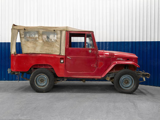 Restored Land Cruisers - The FJ Company