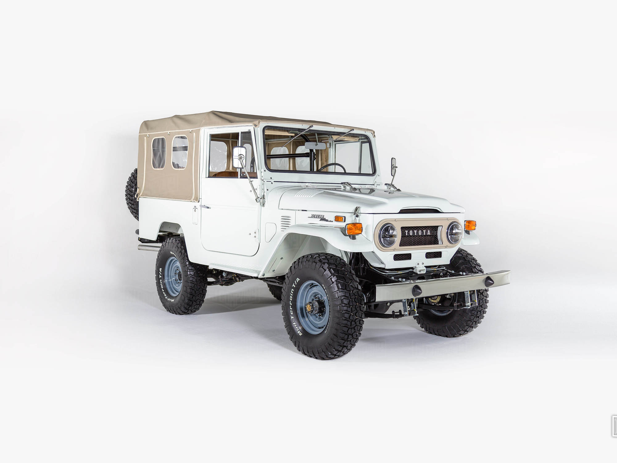 1974 FJ43 - White - FJ43-30275