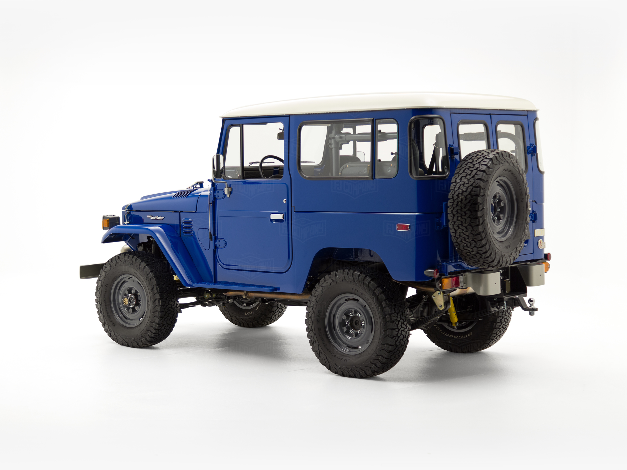 1982 FJ40 - Medium Blue - FJ40-356568