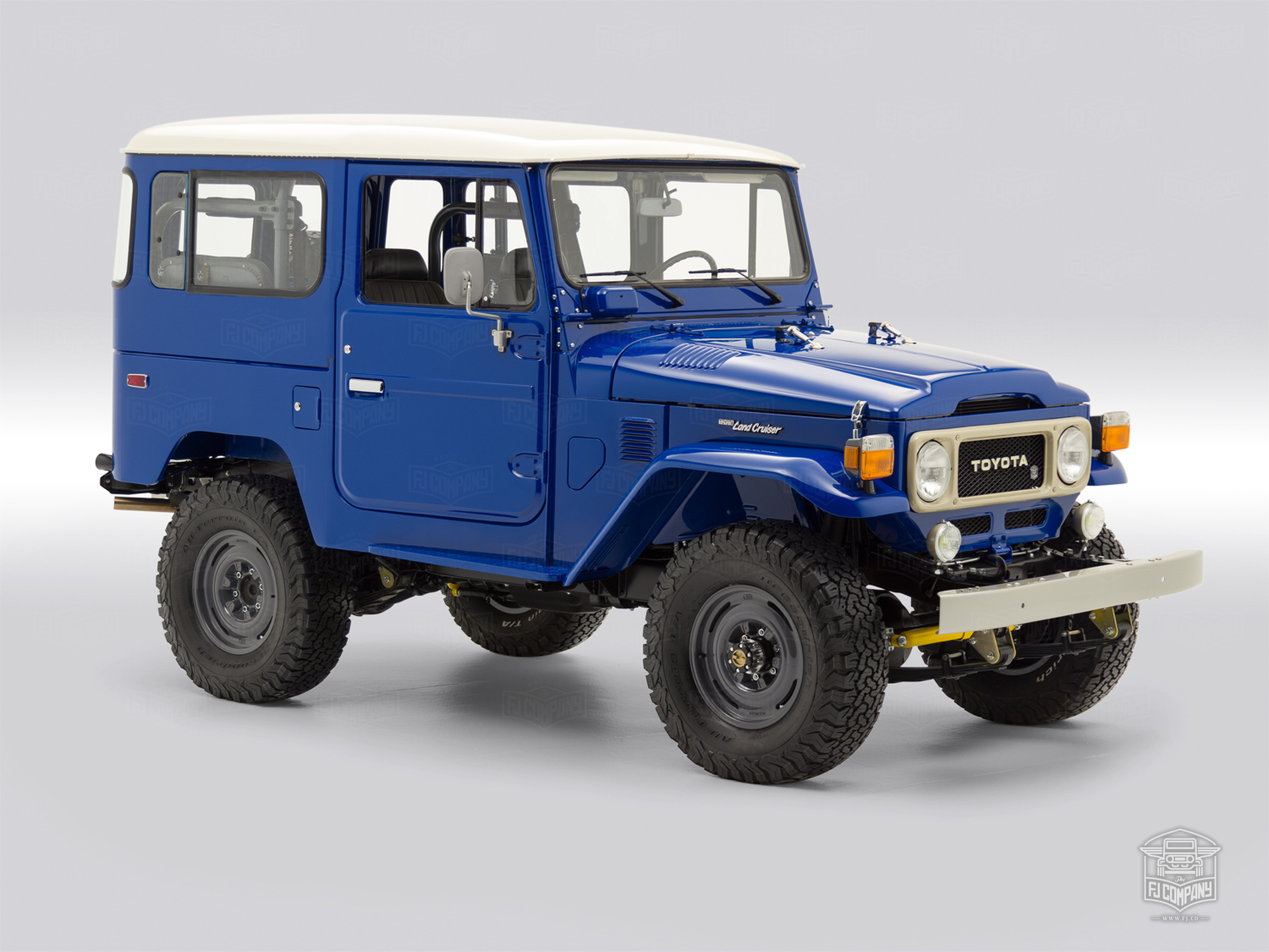 1982 FJ40 - Medium Blue - FJ40-356568